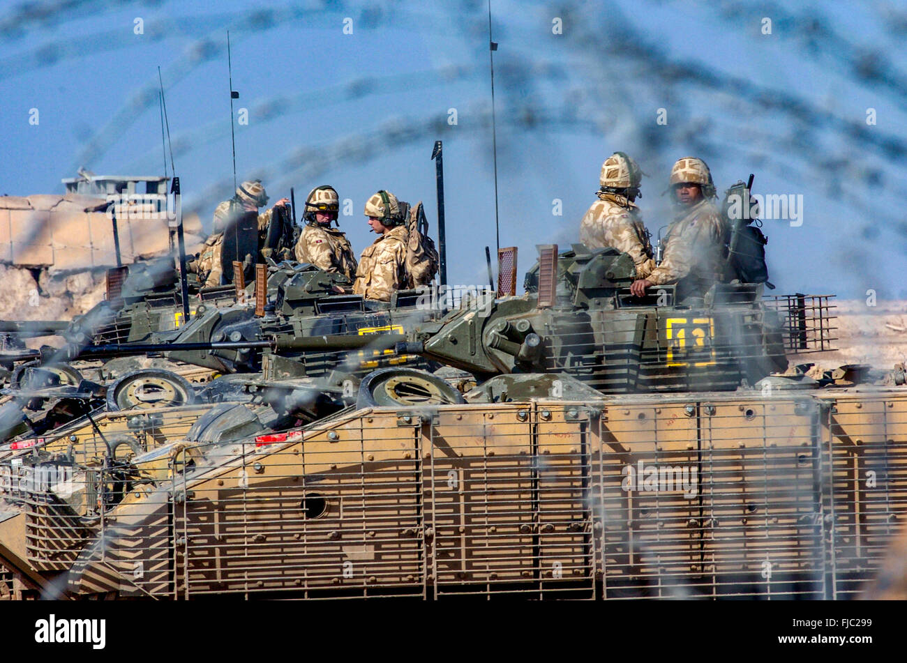 Warrior tank british army iraq hi-res stock photography and images - Alamy