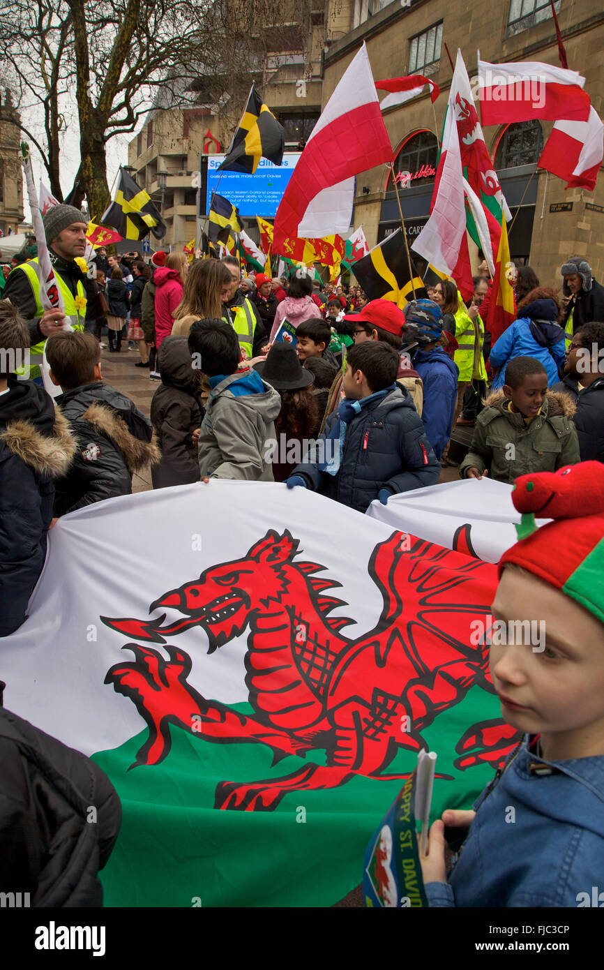 Cardiff, Wales, UK, 1st March 2016. Saint Davids Day Parade in Cardiff ...