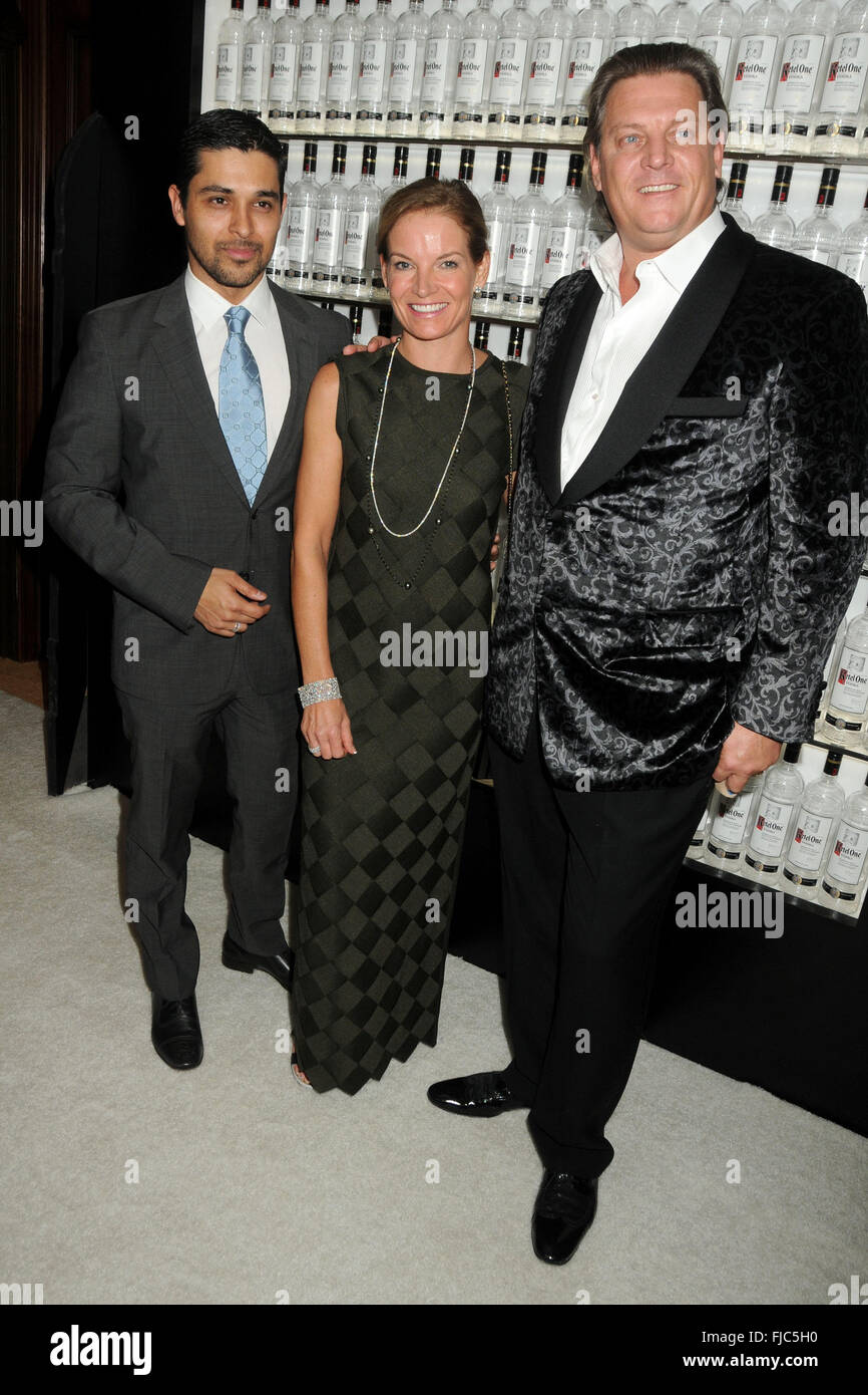 Janet nolet and carl nolet jr hi-res stock photography and images - Alamy
