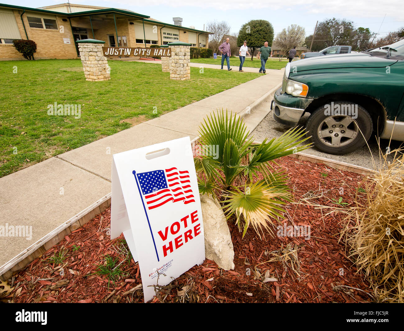Signs approve hi-res stock photography and images - Alamy