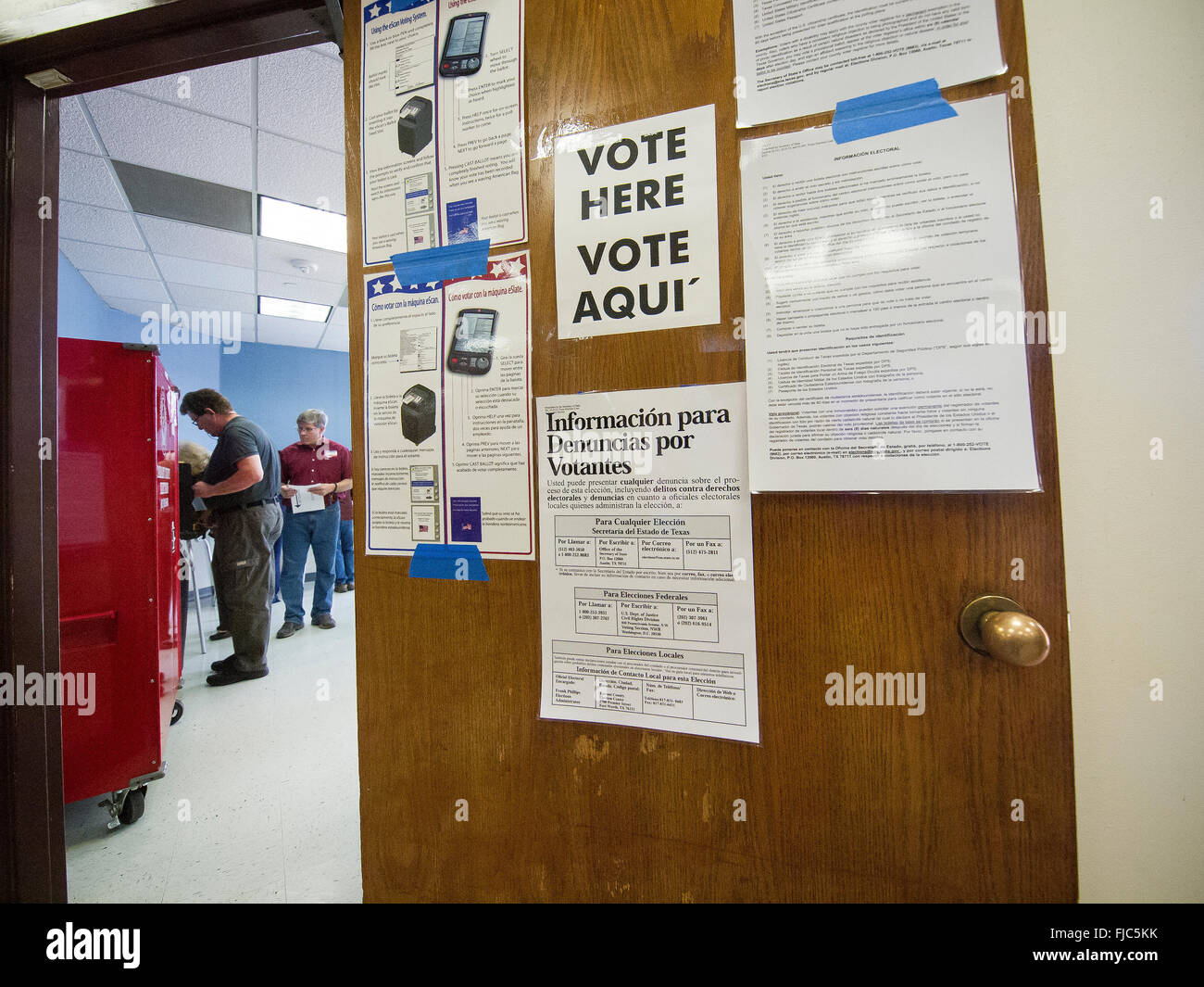 Signs approve hi-res stock photography and images - Alamy