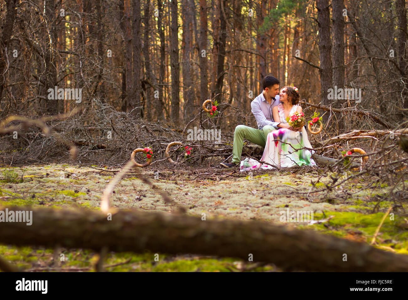 Couple rose garden hi-res stock photography and images - Alamy
