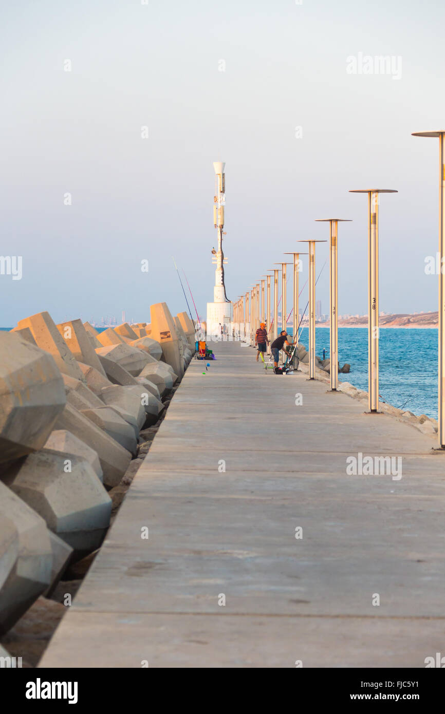 Fish pier dock hi-res stock photography and images - Alamy