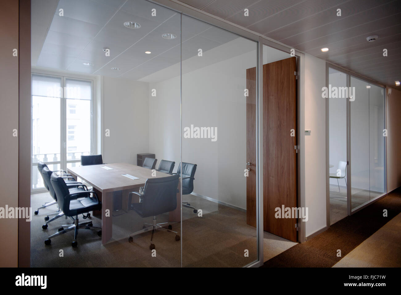 Empty executive office interior Stock Photo - Alamy