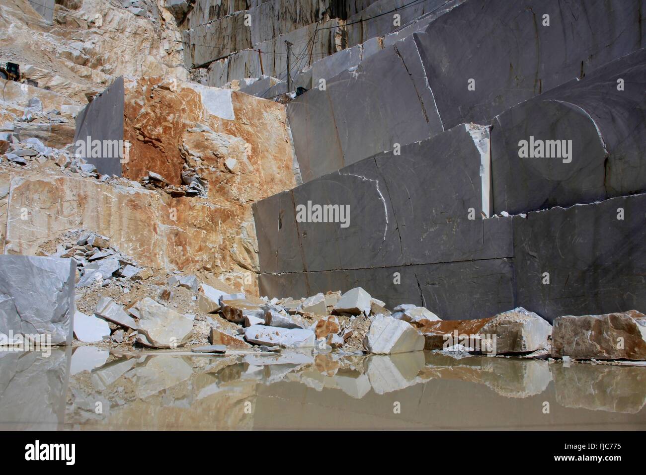 Pool stein hi-res stock photography and images - Alamy