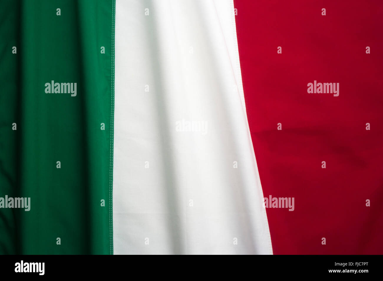 ITALIAN FLAG MADE OF STITCHED COTTON BUNTING Stock Photo - Alamy