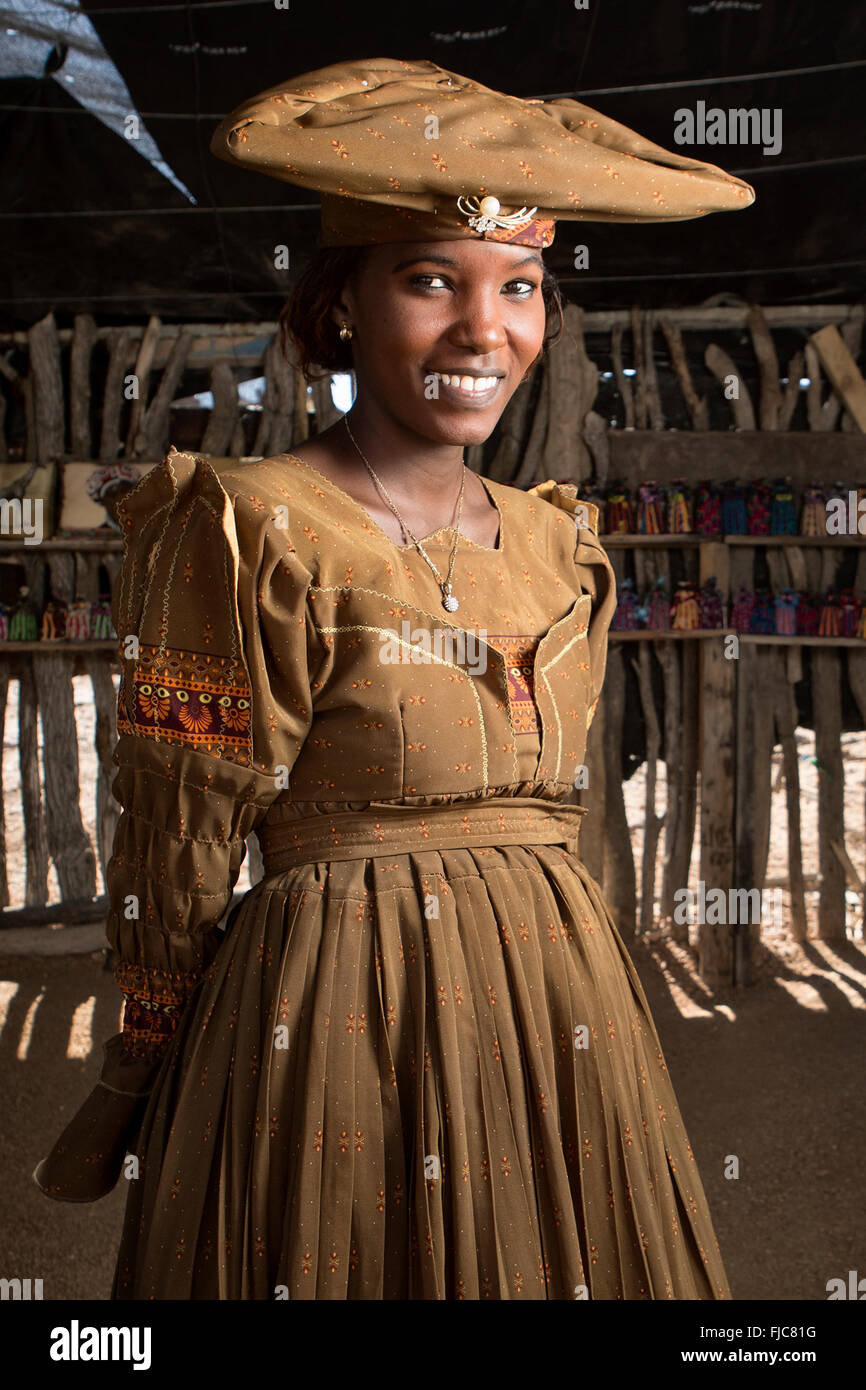 Bantu woman hi-res stock photography and images - Alamy