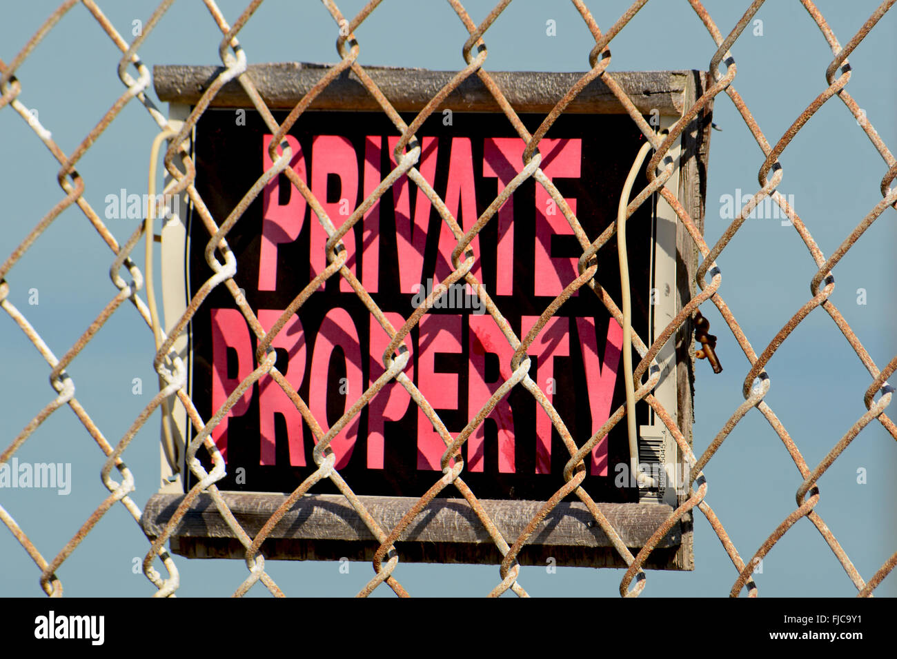 Private Property Sign Metal Chain Link Fence Stock Photo - Alamy