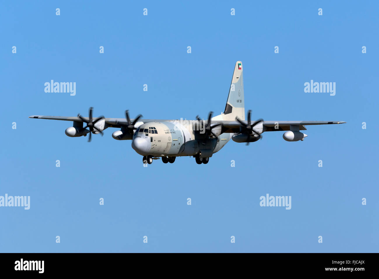 Kc 130 hercules hi-res stock photography and images - Alamy