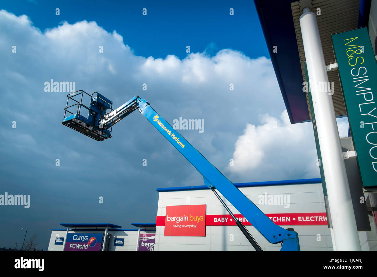 Boom type platform hi-res stock photography and images - Alamy