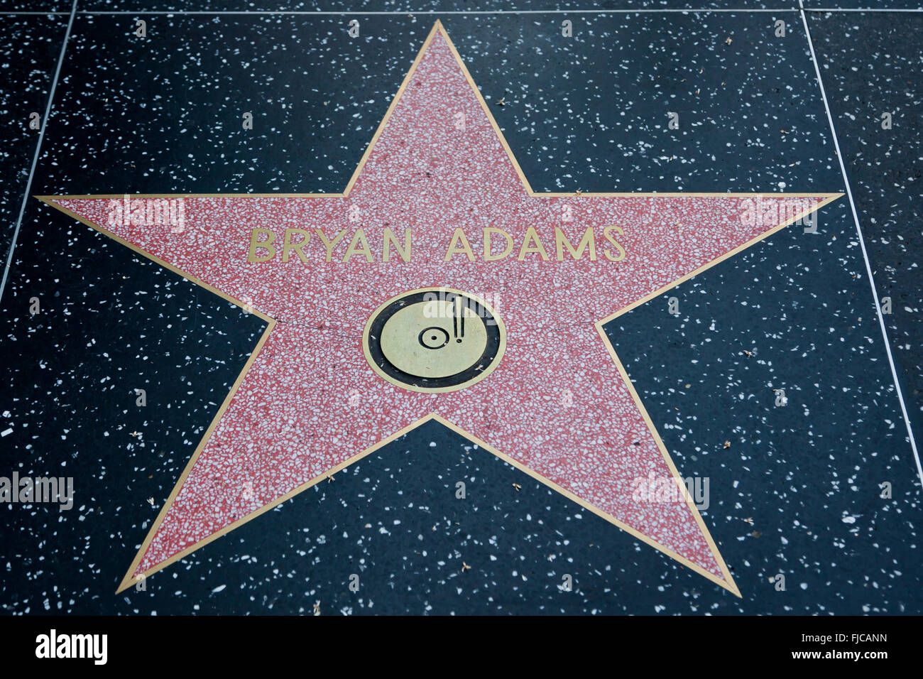 Bryan adams 2015 hi-res stock photography and images - Alamy