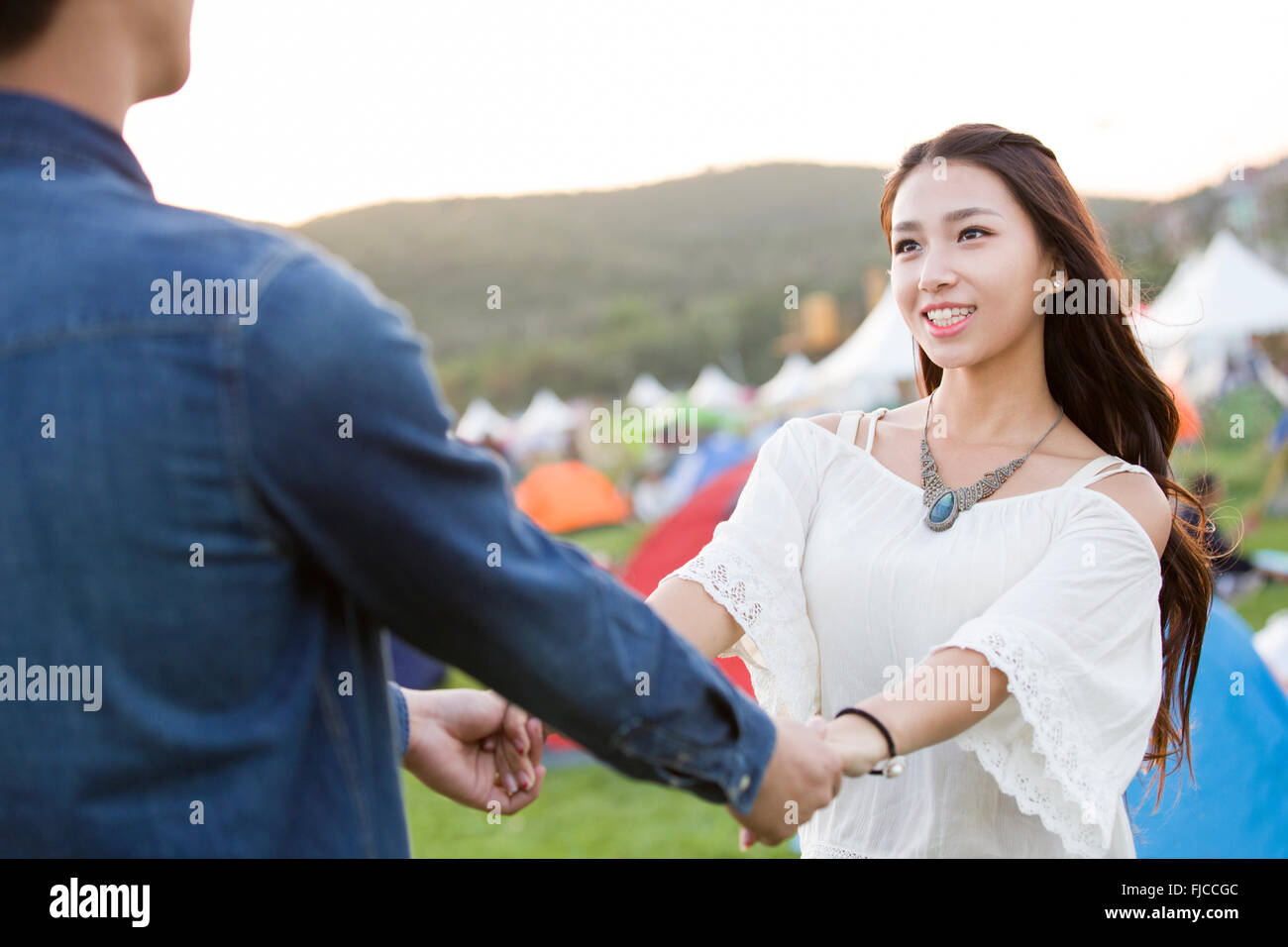 Happy young Chinese couple Stock Photo - Alamy