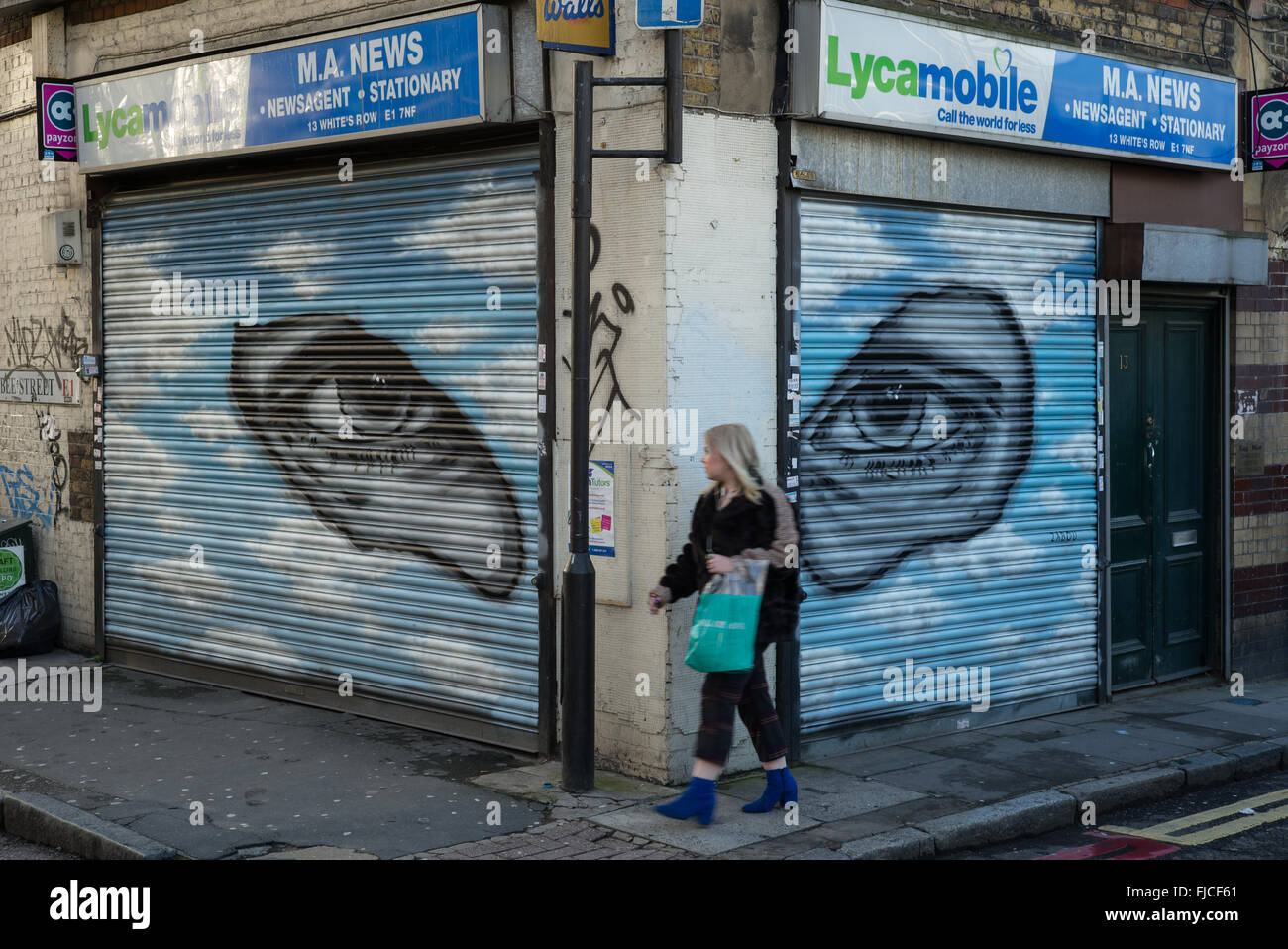 Mobile street art hi-res stock photography and images - Alamy