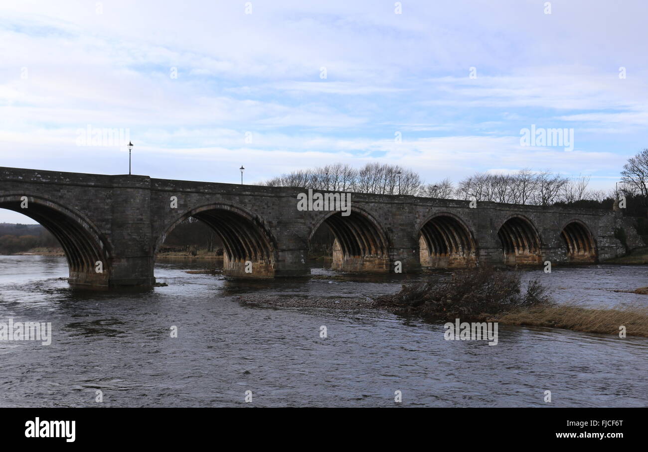 Bridge of Dee across River Dee Aberdeen Scotland January 2016 Stock ...