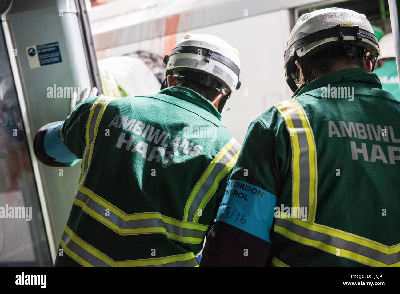 Ambulance hart hi-res stock photography and images - Alamy