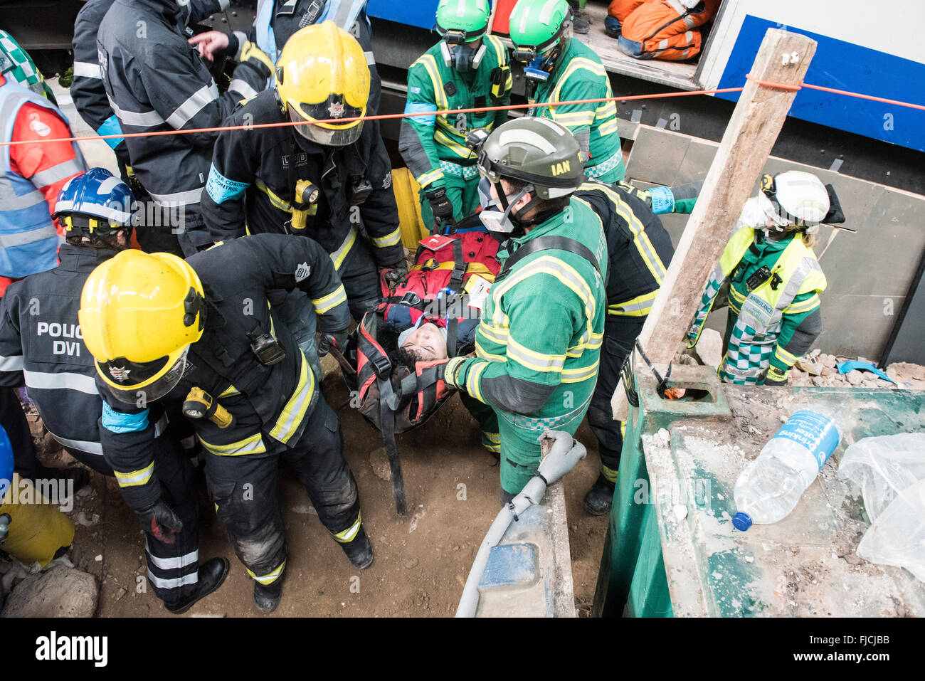 Emergency ambulance fire police chaos hi-res stock photography and ...
