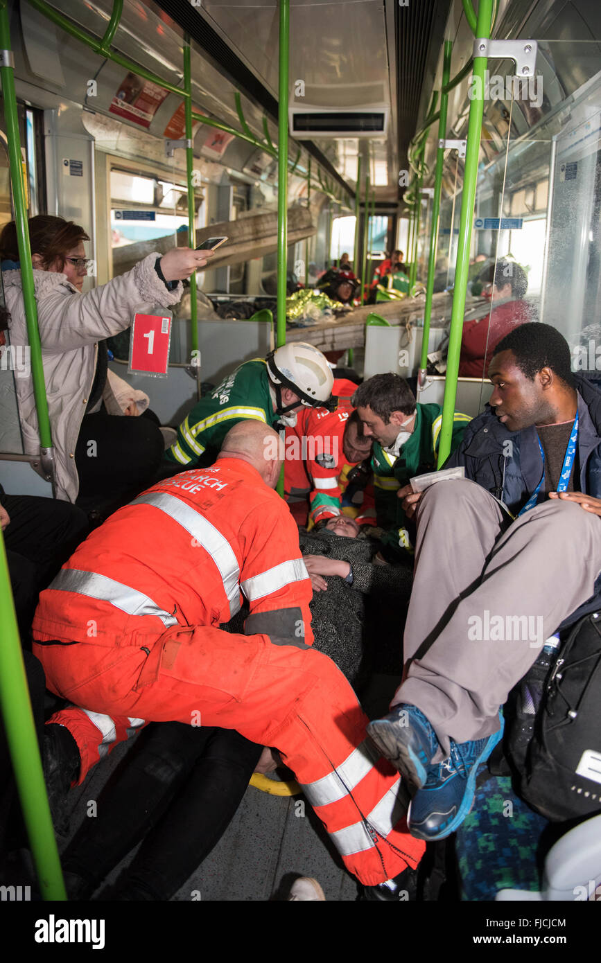 Dartford, London, UK. 1st March 2016. Members of London Fire Brigade’s ...