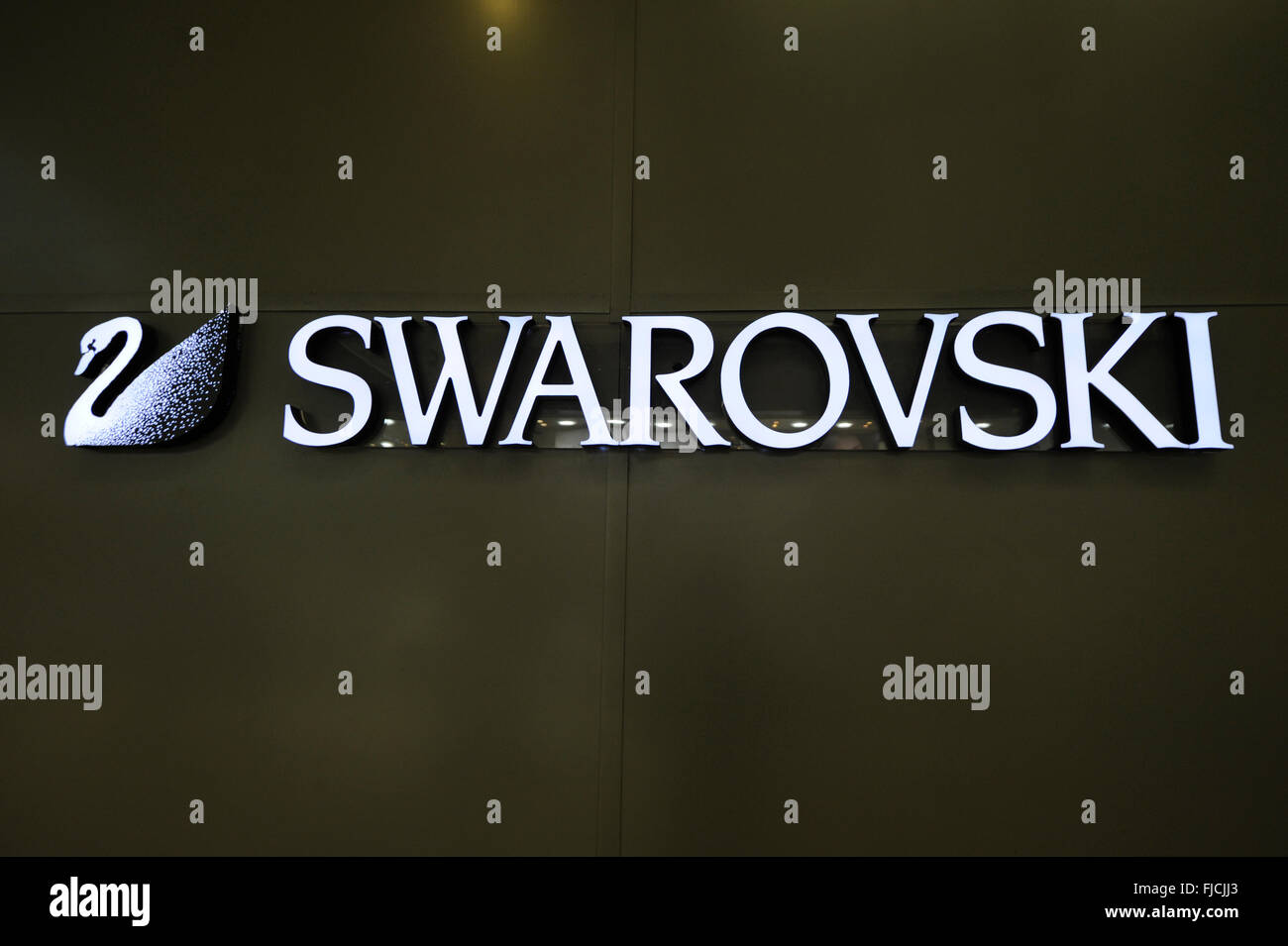 Swarovski logo hi-res stock photography and images - Alamy