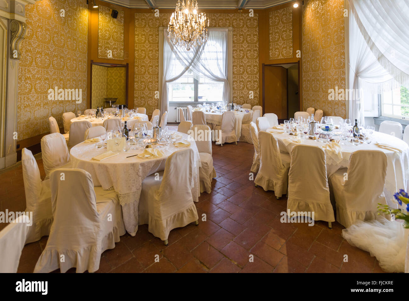 Inside Fancy Restaurants