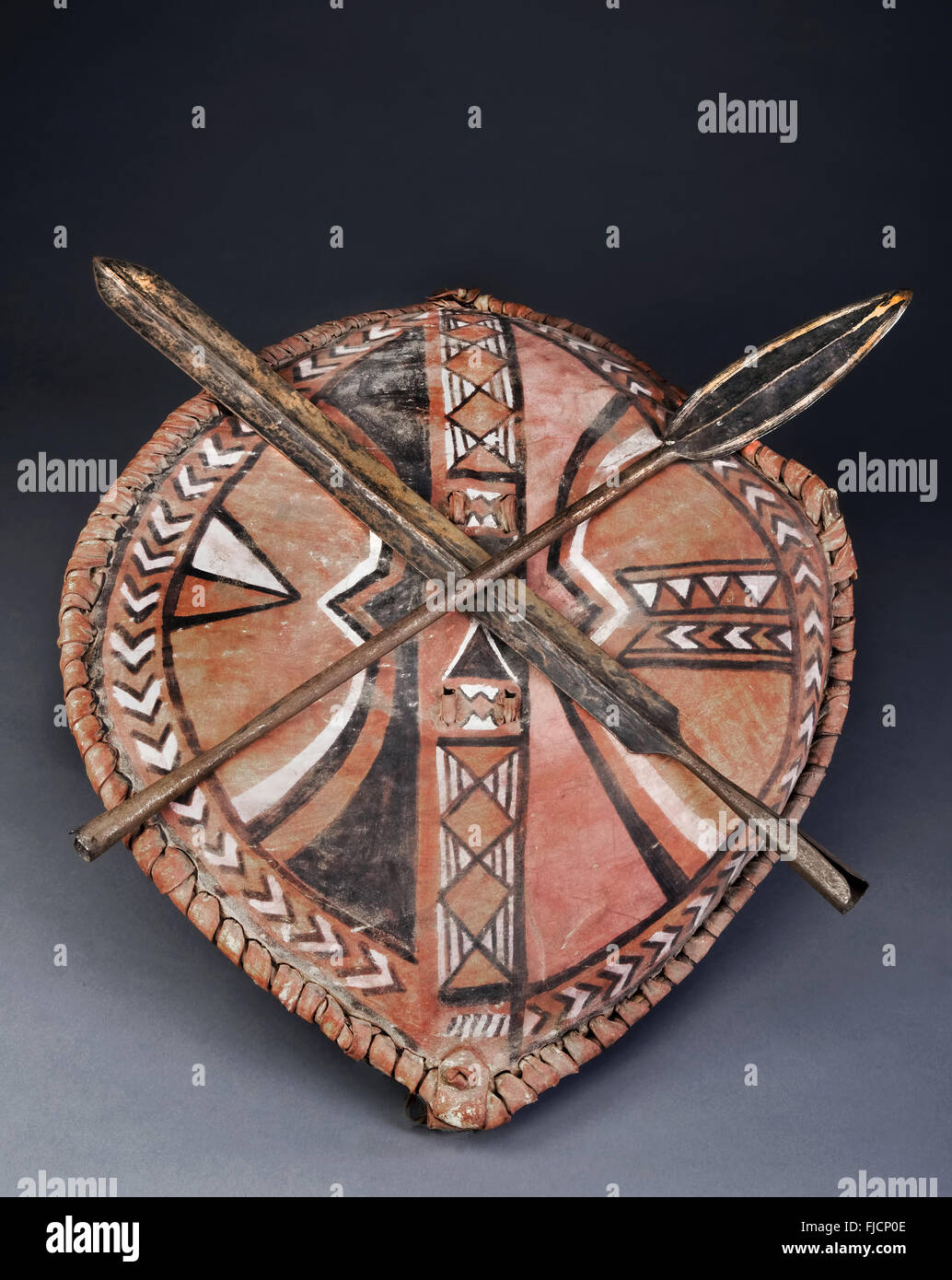 African warrior shield spear hi-res stock photography and images - Alamy