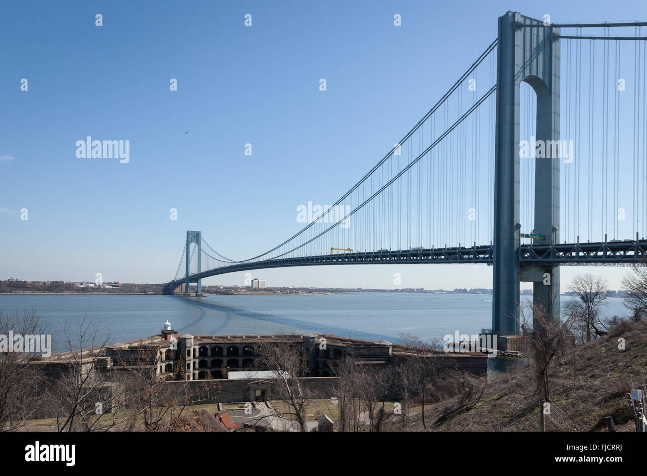 The famous Verrazano-Narrows Bridge viewed from Fort Wadsworth in ...