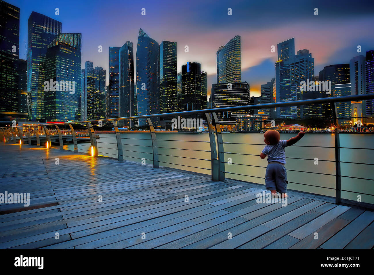 Little boy in a big city Stock Photo - Alamy