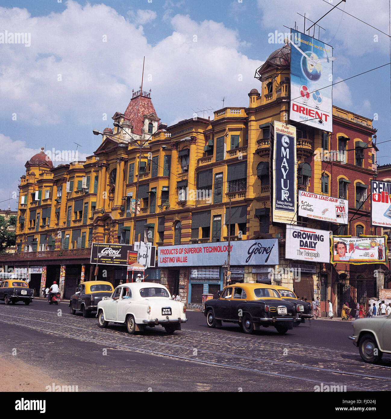 Street scene, calcutta, west bengal, india, asia Stock Photo - Alamy