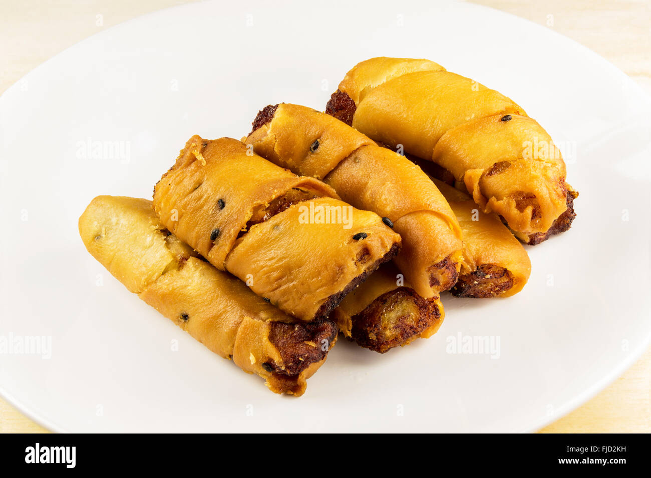 Deep fried fruit hi-res stock photography and images - Alamy