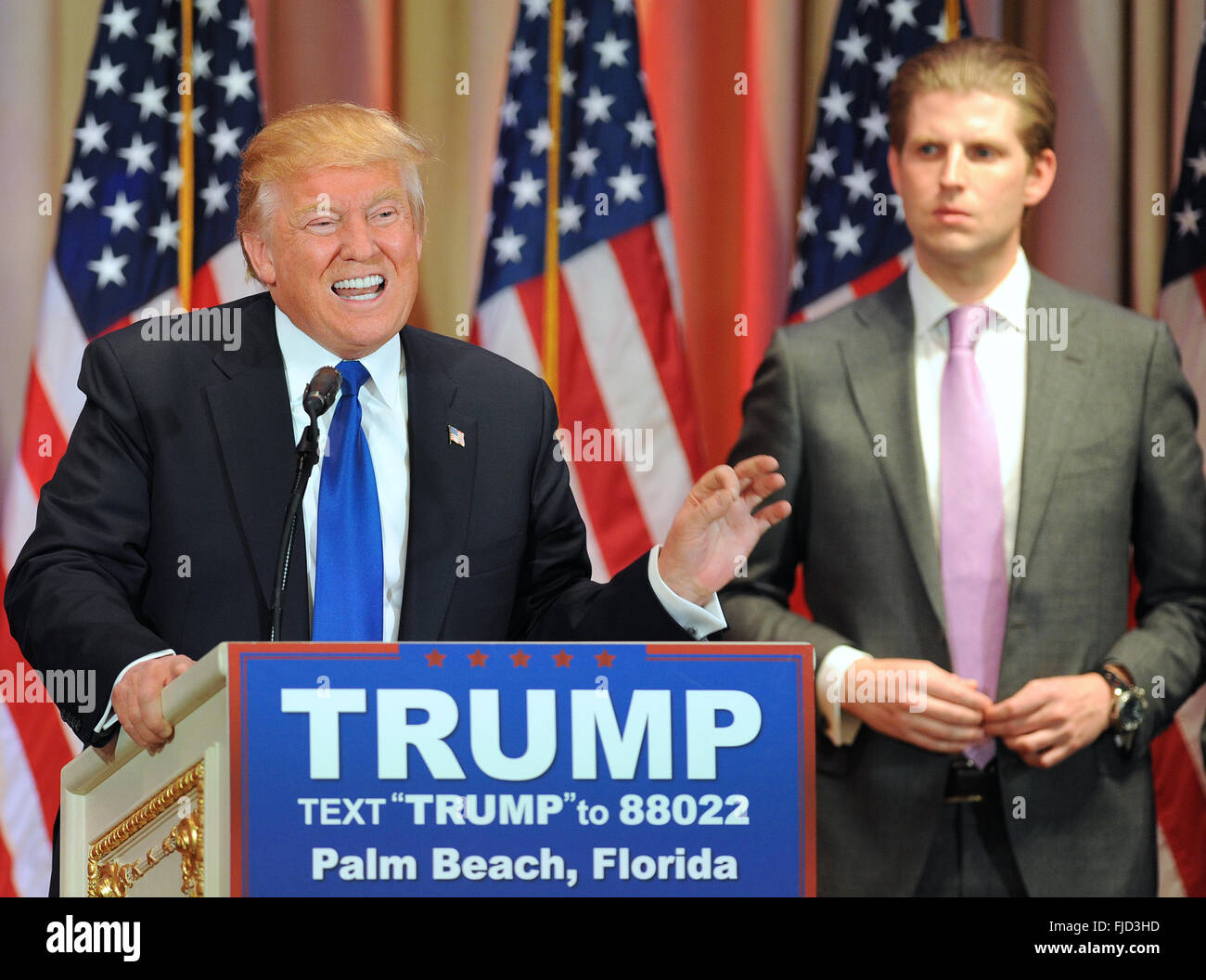 Trump at mar a lago hi-res stock photography and images - Alamy