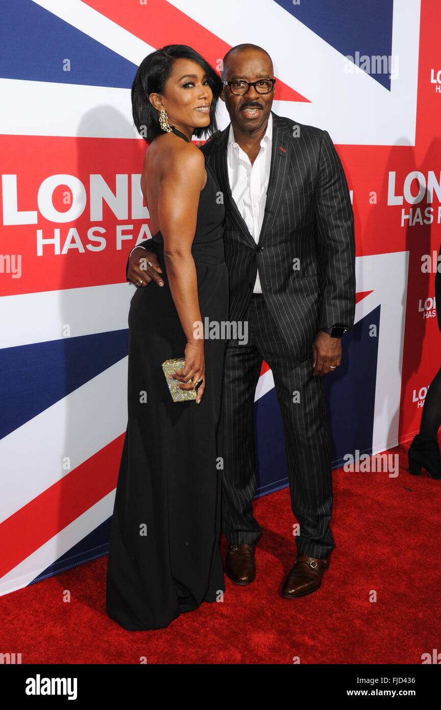 Angela bassett london has fallen hi-res stock photography and images ...
