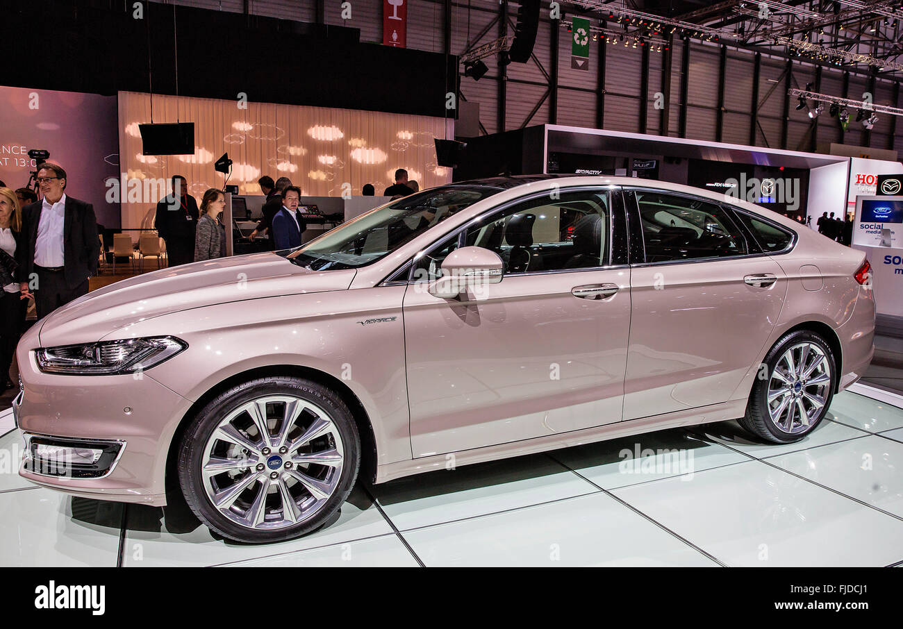 Ford vignale hi-res stock photography and images - Alamy