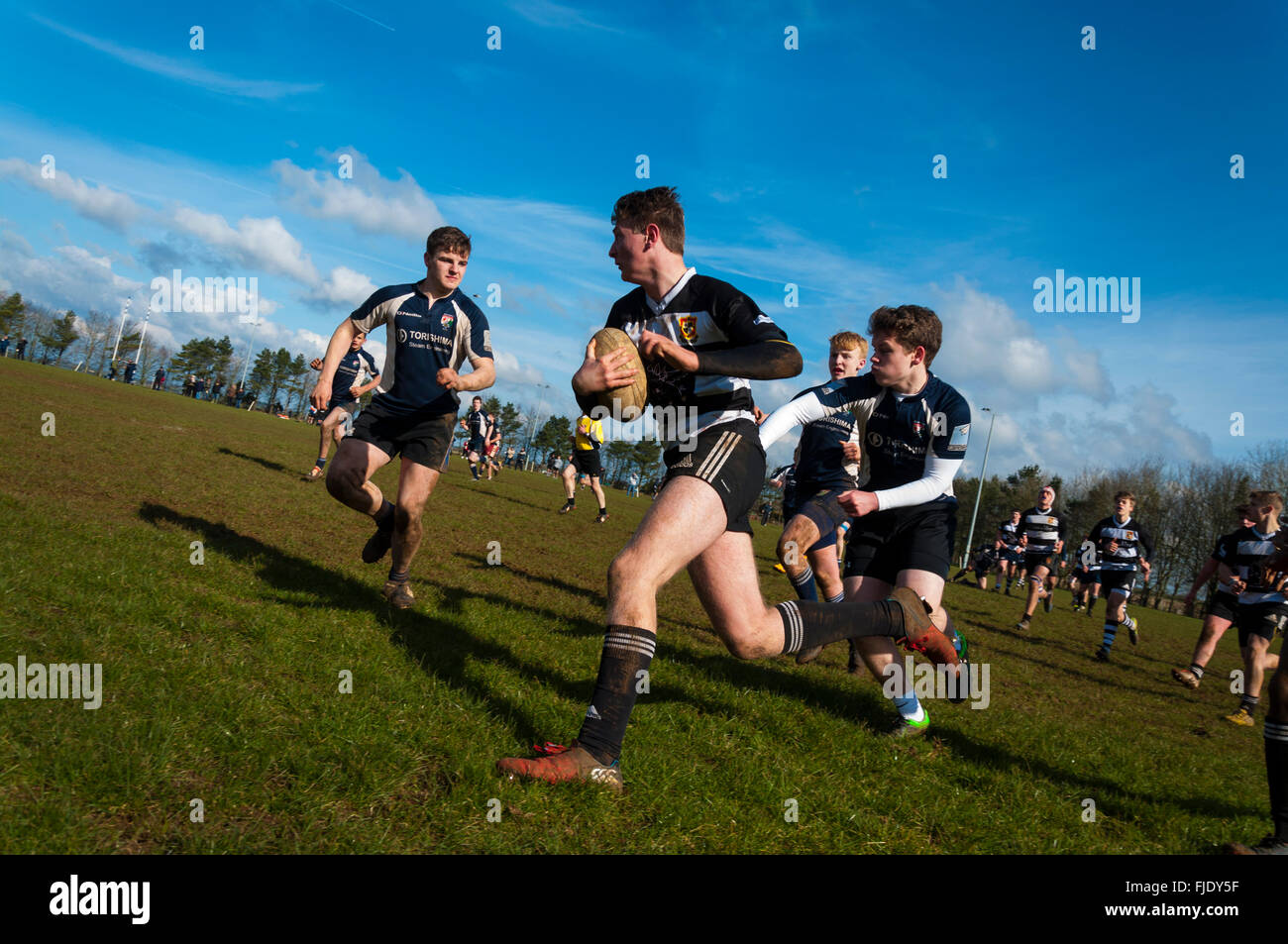 Schools rugby tackle hi-res stock photography and images - Alamy