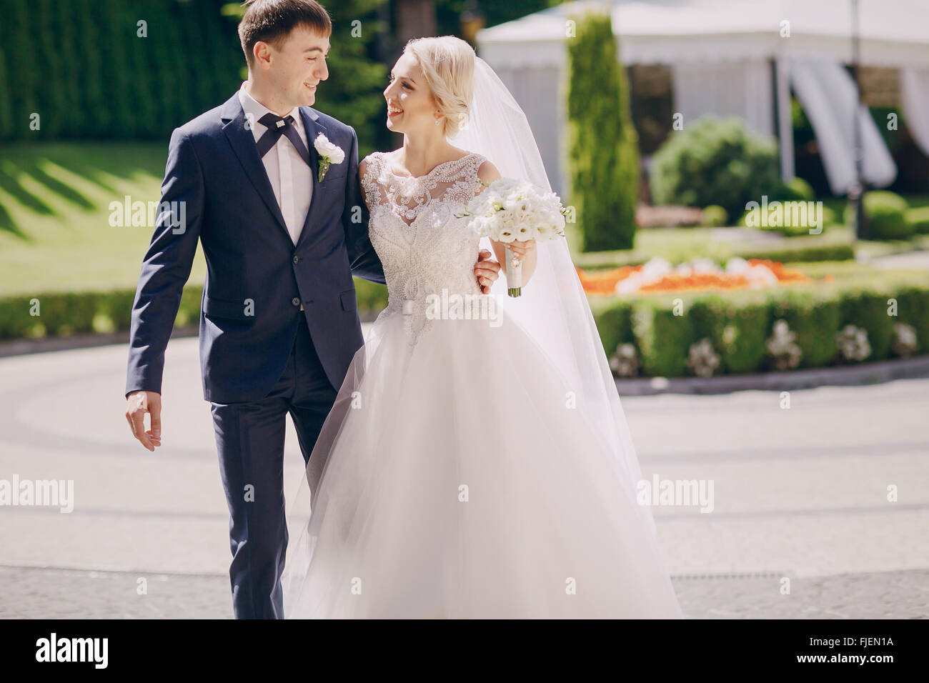 wedding sunshine day Stock Photo - Alamy