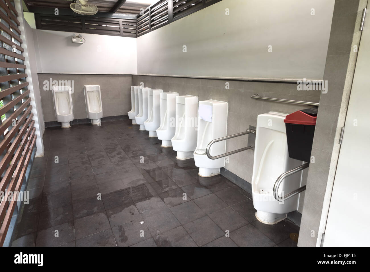 Men Toilet High Resolution Stock Photography and Images - Alamy