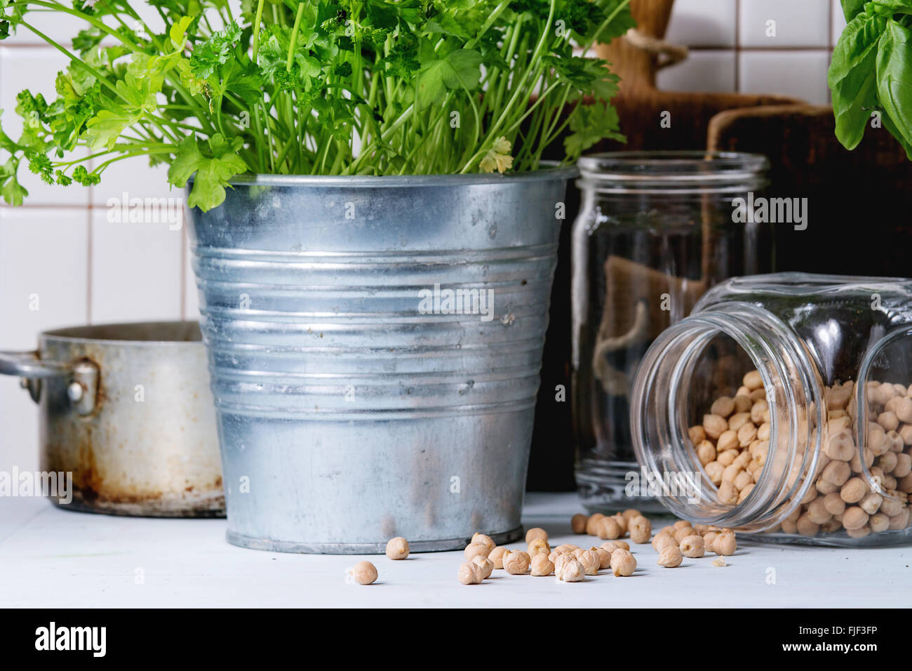 Herbs and checkpeas Stock Photo - Alamy