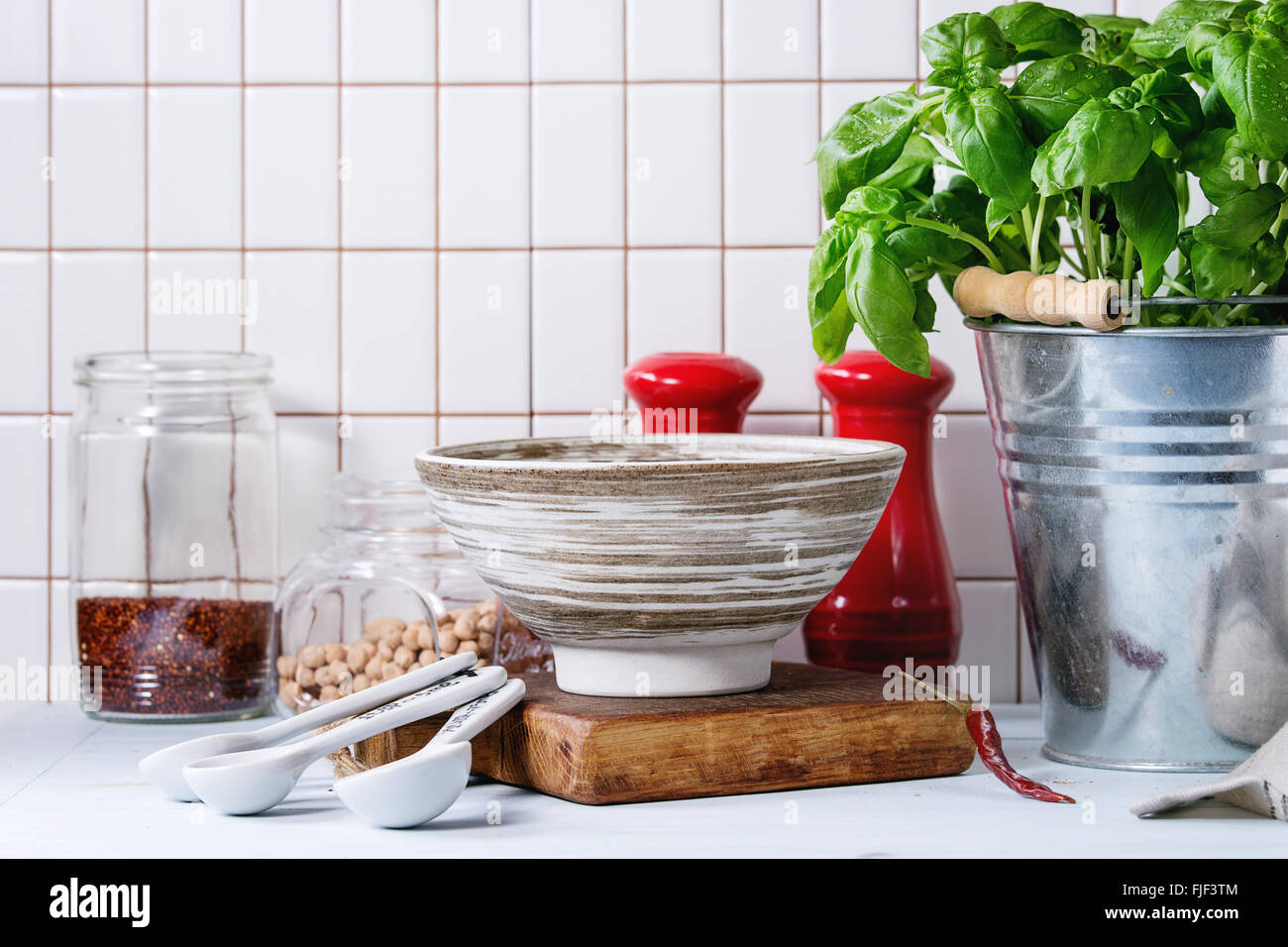 Herbs and checkpeas Stock Photo - Alamy