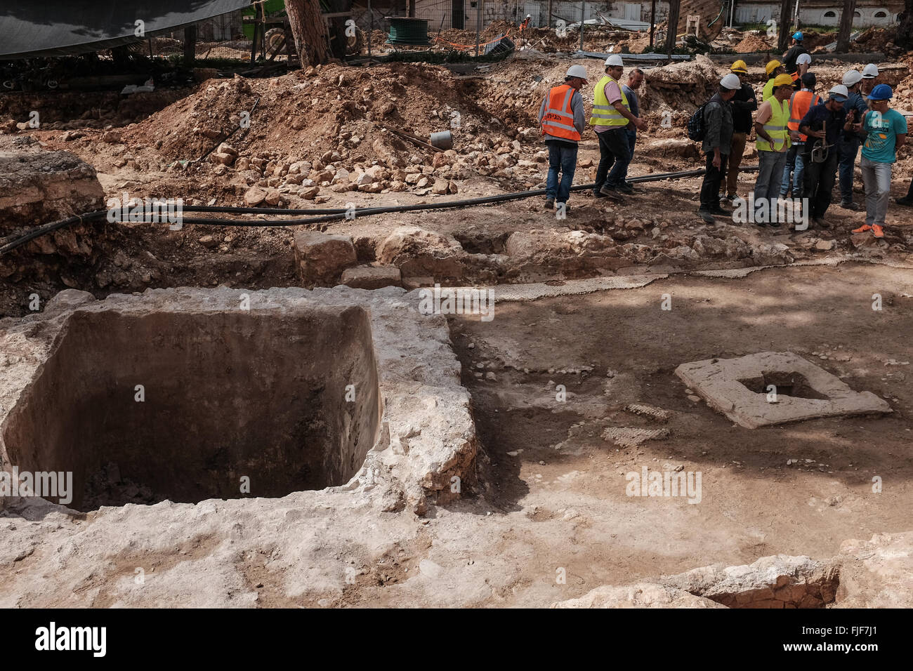 Roman screw press hi-res stock photography and images - Alamy