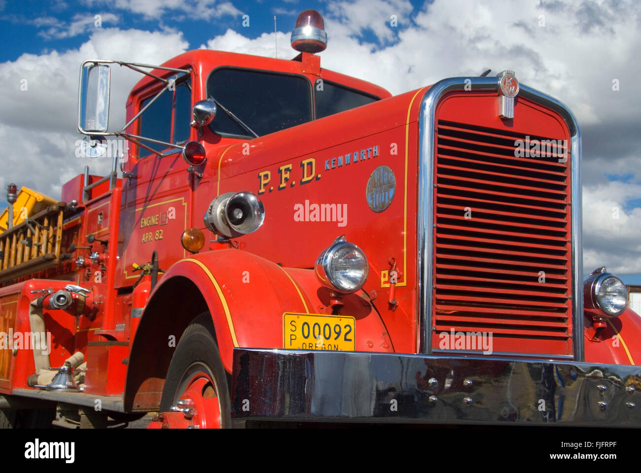 Restored fire truck hi-res stock photography and images - Alamy
