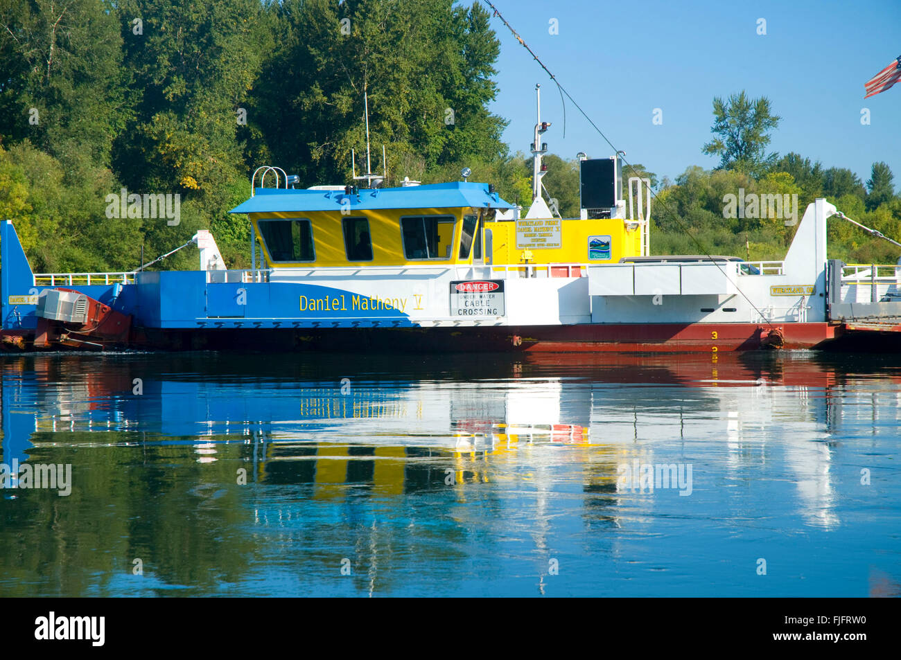 Willamette River ferry, Willamette Mission State Park, Oregon Stock ...