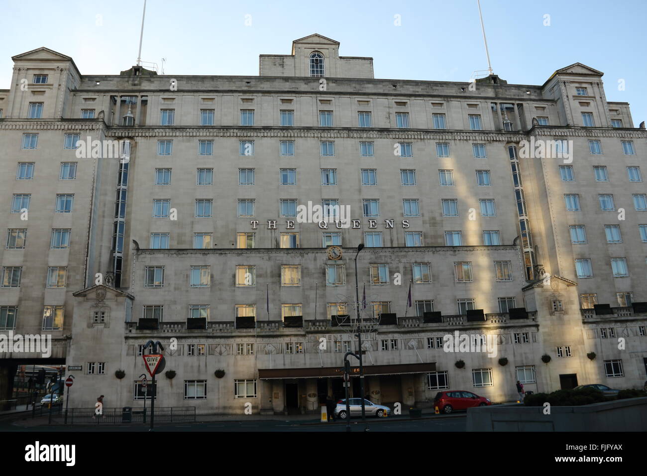 Queens hotel leeds hi-res stock photography and images - Alamy