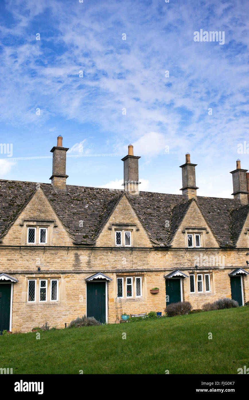 Stone alms house hi-res stock photography and images - Alamy