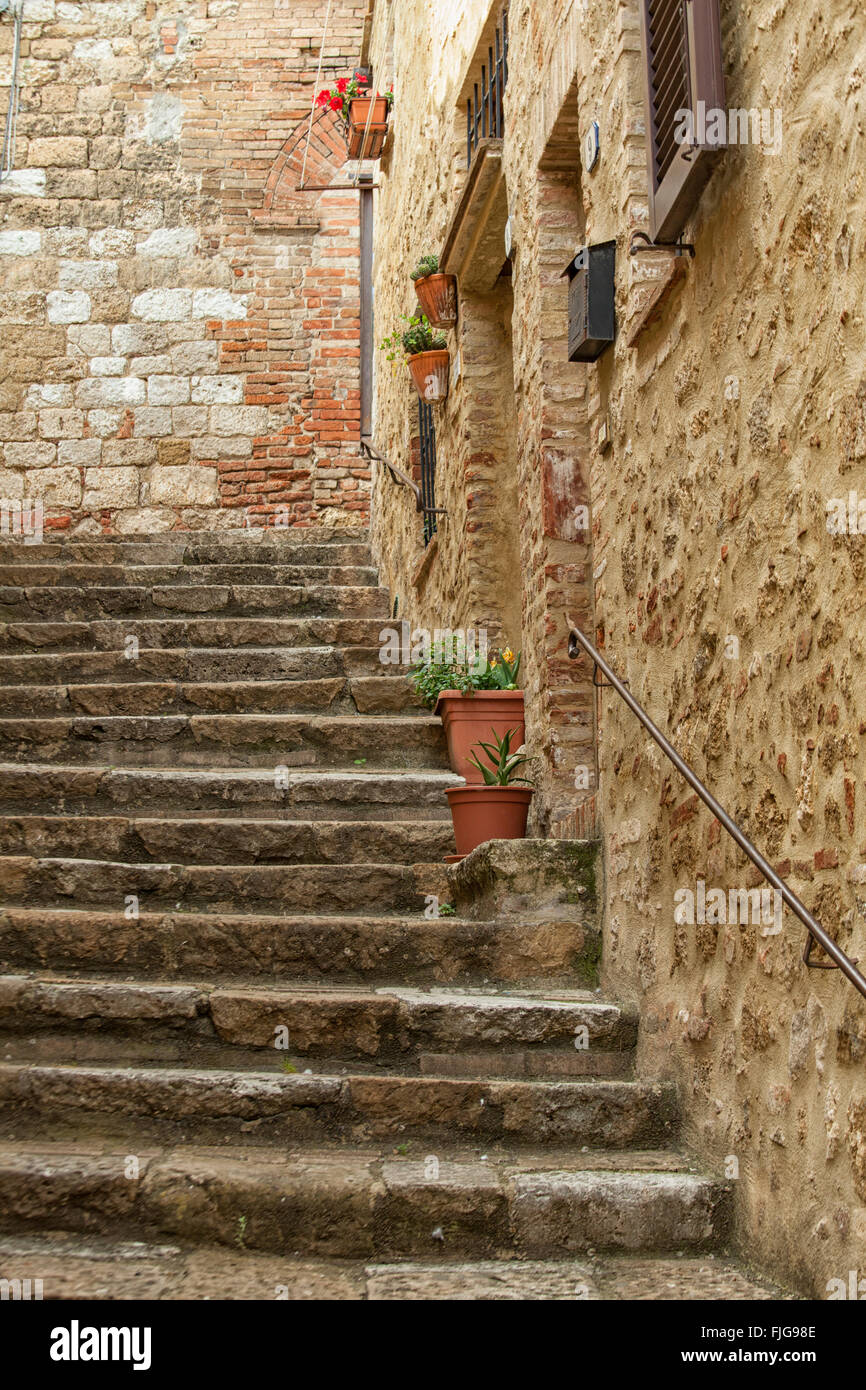Old stone stairs decorated in Tuscany, Italy Stock Photo - Alamy