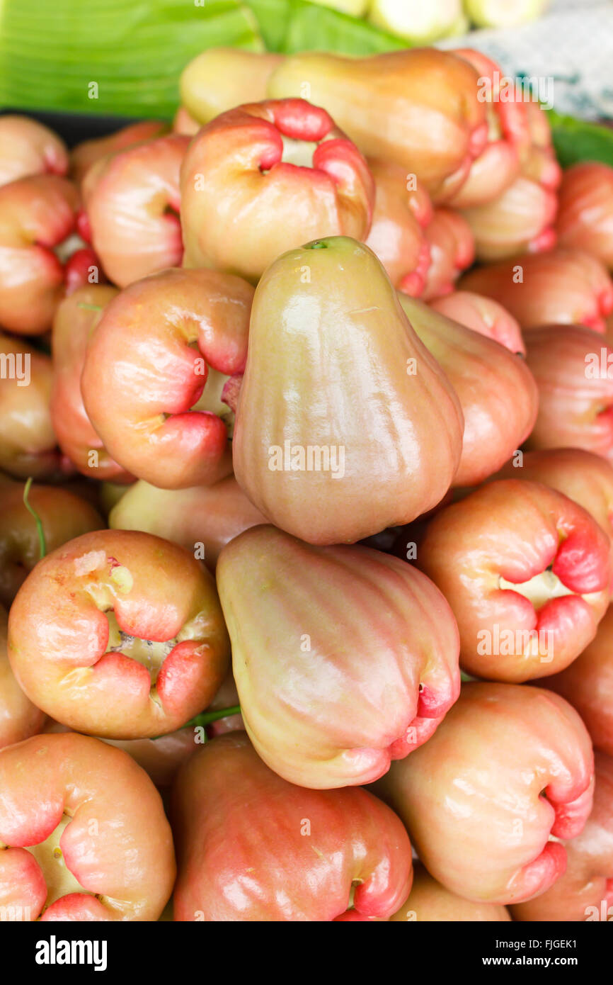 Apples local hi-res stock photography and images - Alamy