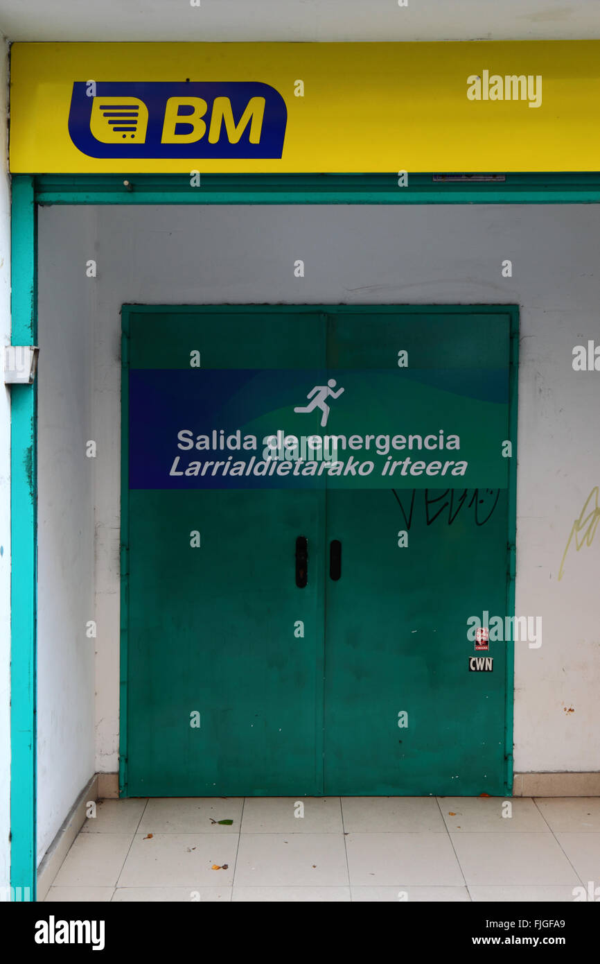 Larrialdietarako Irteera High Resolution Stock Photography And Images Alamy larrialdietarako-irteera-high-resolution-stock-photography-and-images-alamy