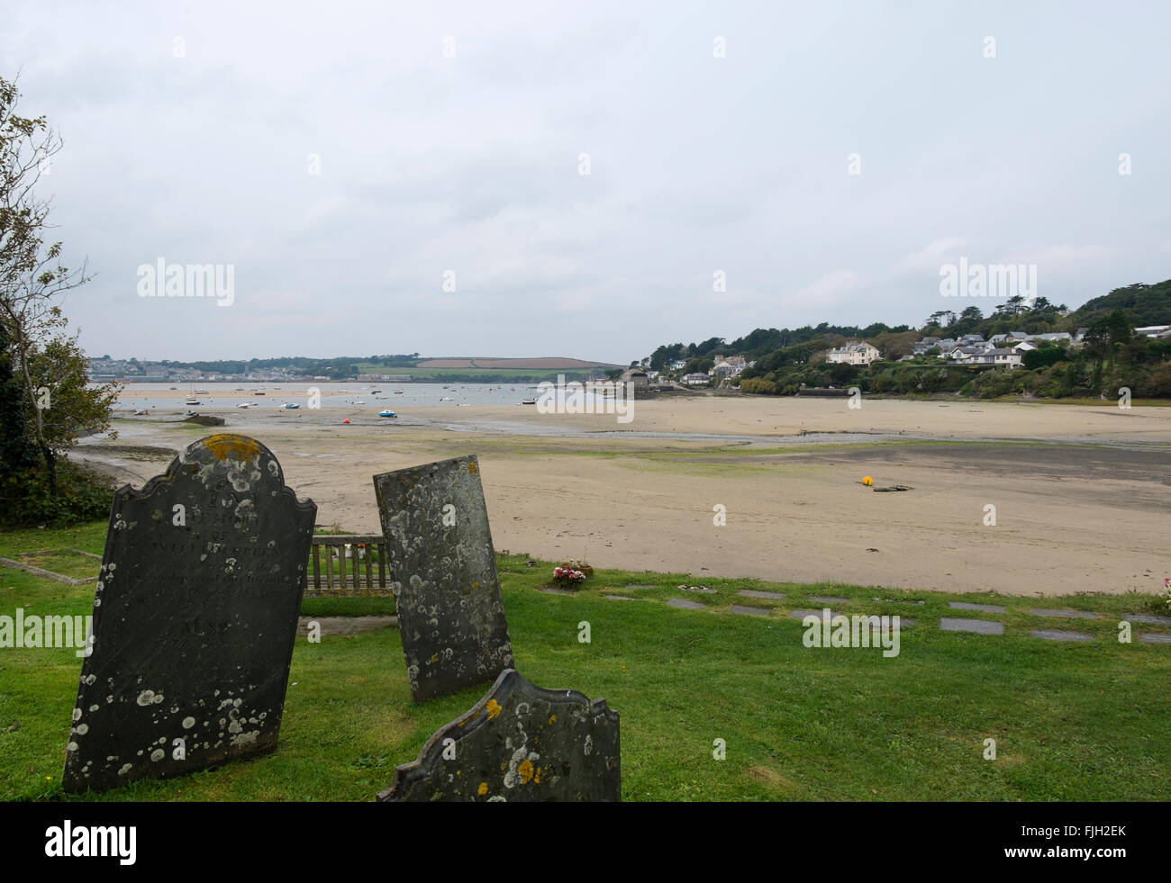England cornwall cemetery grave hi-res stock photography and images - Alamy