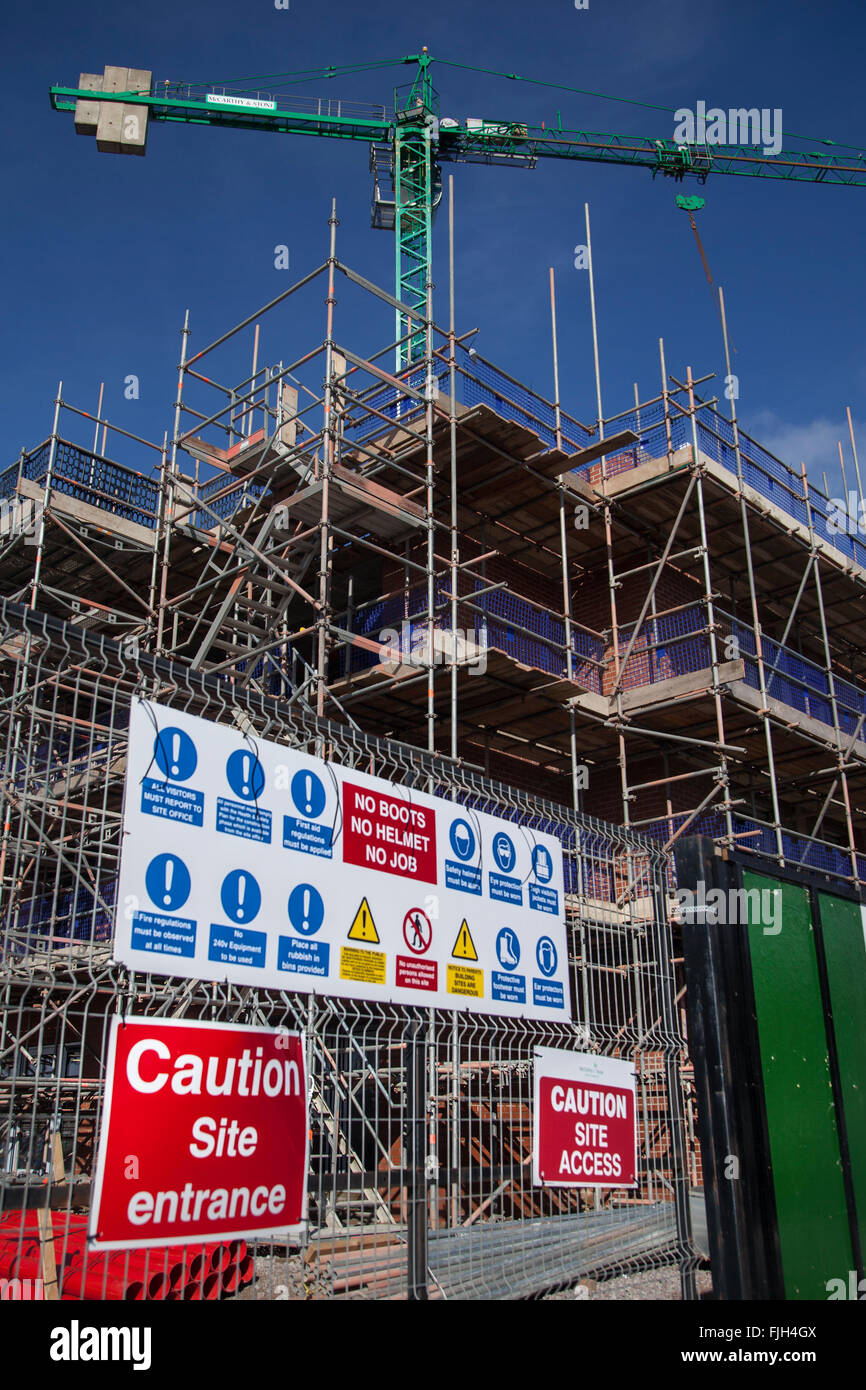 PPE signs at entrance to construction site access, PPE signs, personal ...