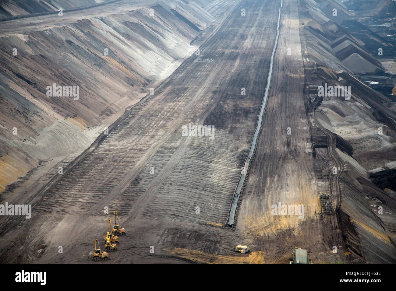 Garzweiler surface mine of lignite, brown coal Stock Photo - Alamy
