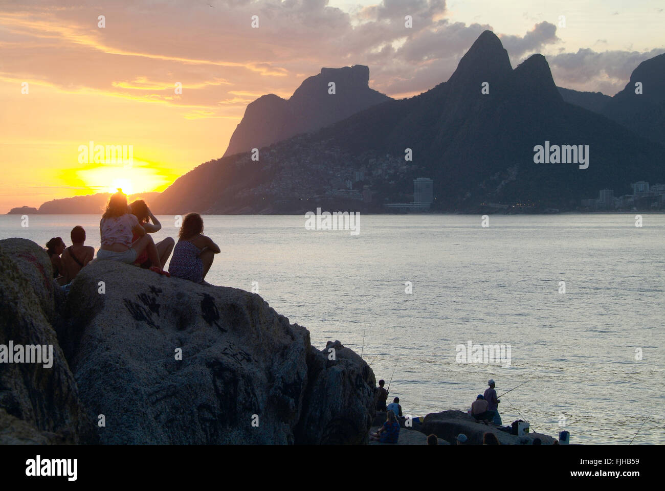 Sunset arpoador beach hi-res stock photography and images - Alamy