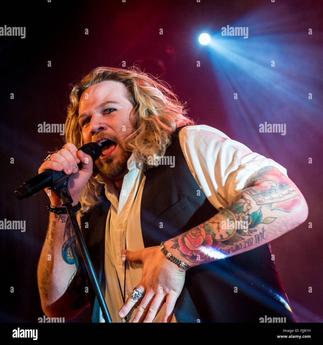 Nathan James of Inglorious on lead vocals Stock Photo - Alamy