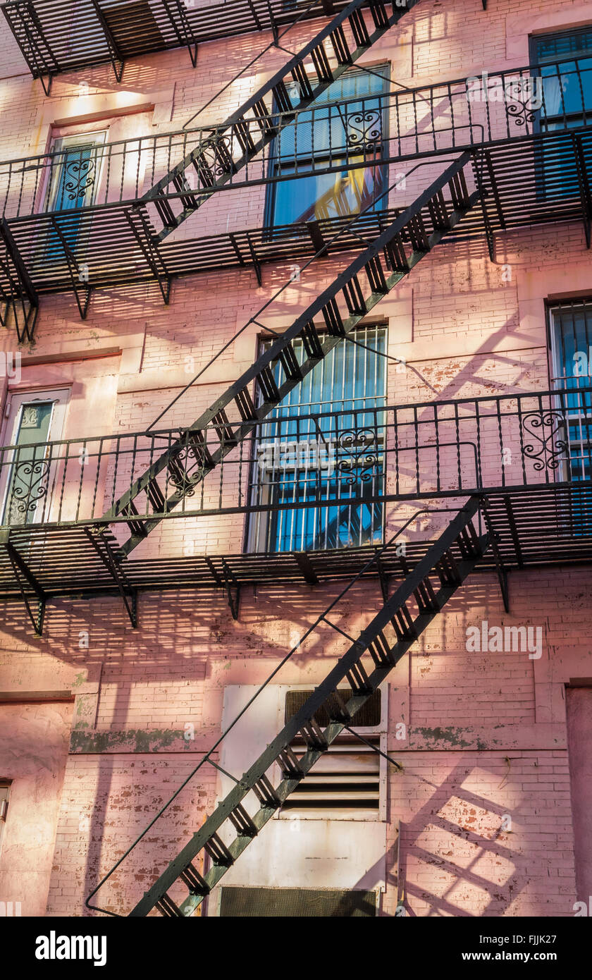 Fire escapes hi-res stock photography and images - Alamy